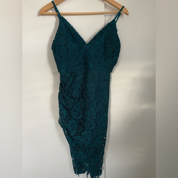 Showpo. | Dresses | Green Lace Showpo Dress | Poshmark